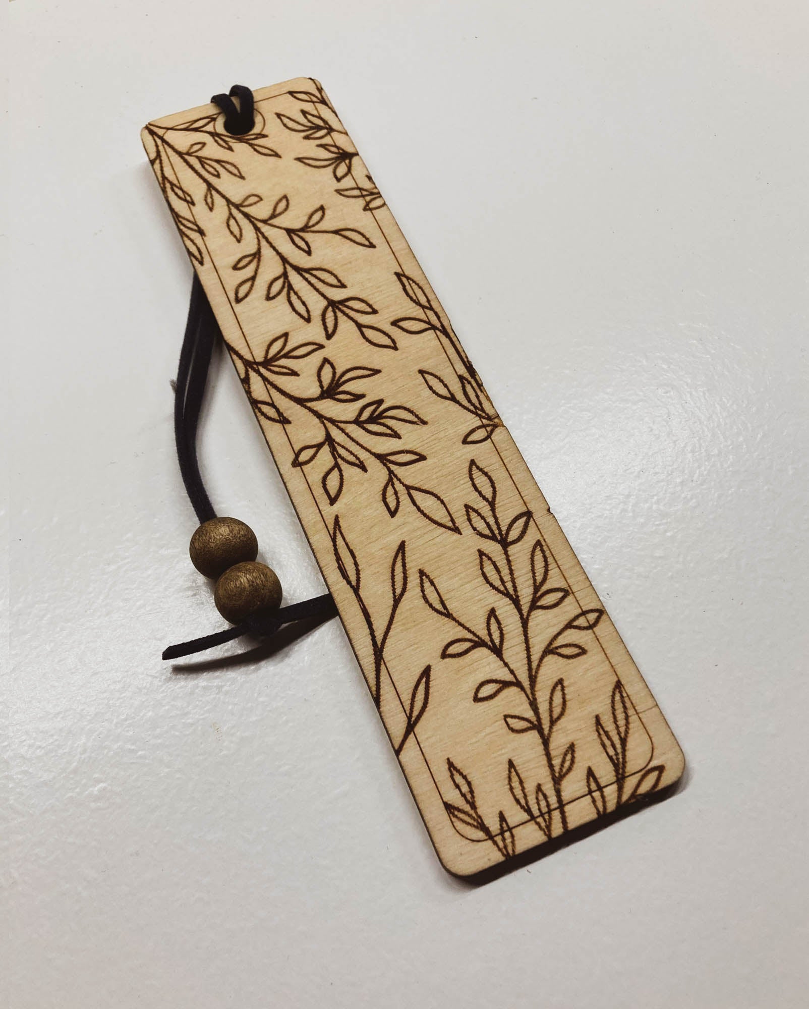 Vines Wooden Bookmark – Embark Wood